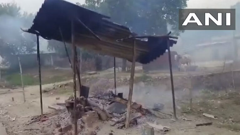 After Triple Murder in Uttar Pradesh, Mob Torches Houses in Violent ...